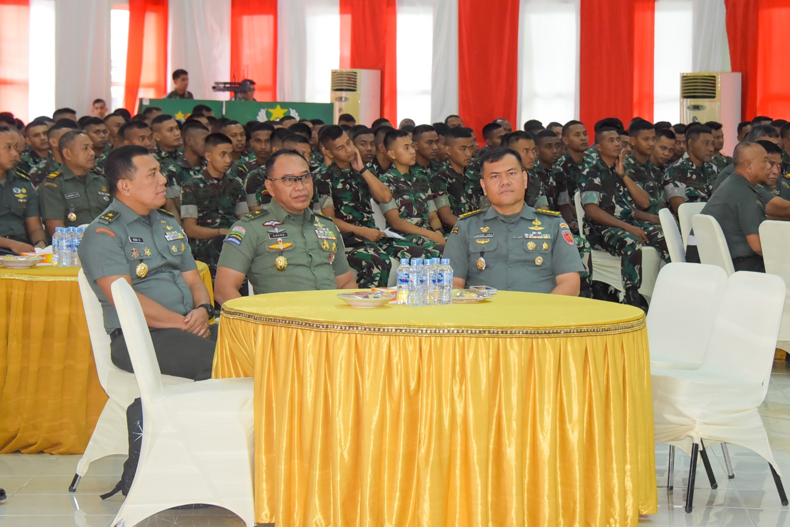 Prajurit Kodam Pattimura Terima Sosialisasi Netralitas TNI Dari ...