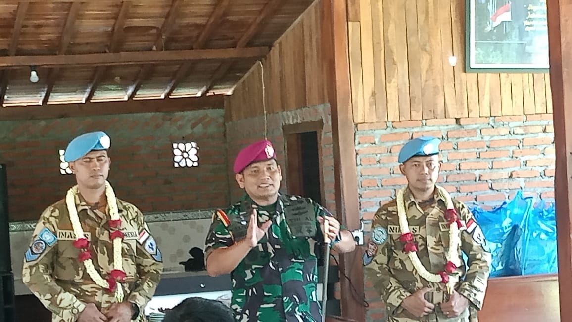 Komandan Puslatpurmar 7 Lampon Sambut Prajuritnya Eks Satgas BGC Monusco 2024/2025 – Pelopor ...